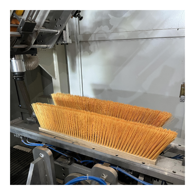 MEIXIN - Automatic Cnc 5 Axis 2 Drilling And 1 Tufting Making Machine& Broom Tufting Machine 5 ...