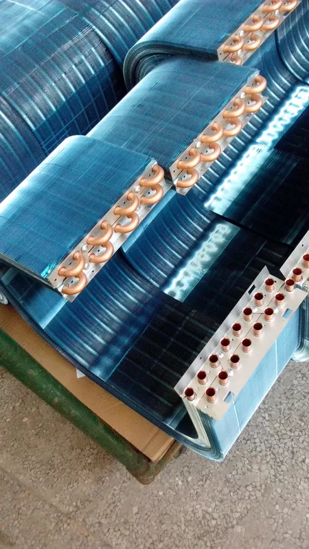 Chilled Water Ceiling Cassette Fan Coil Unit 4 Pipe System 2TR Capacity ...