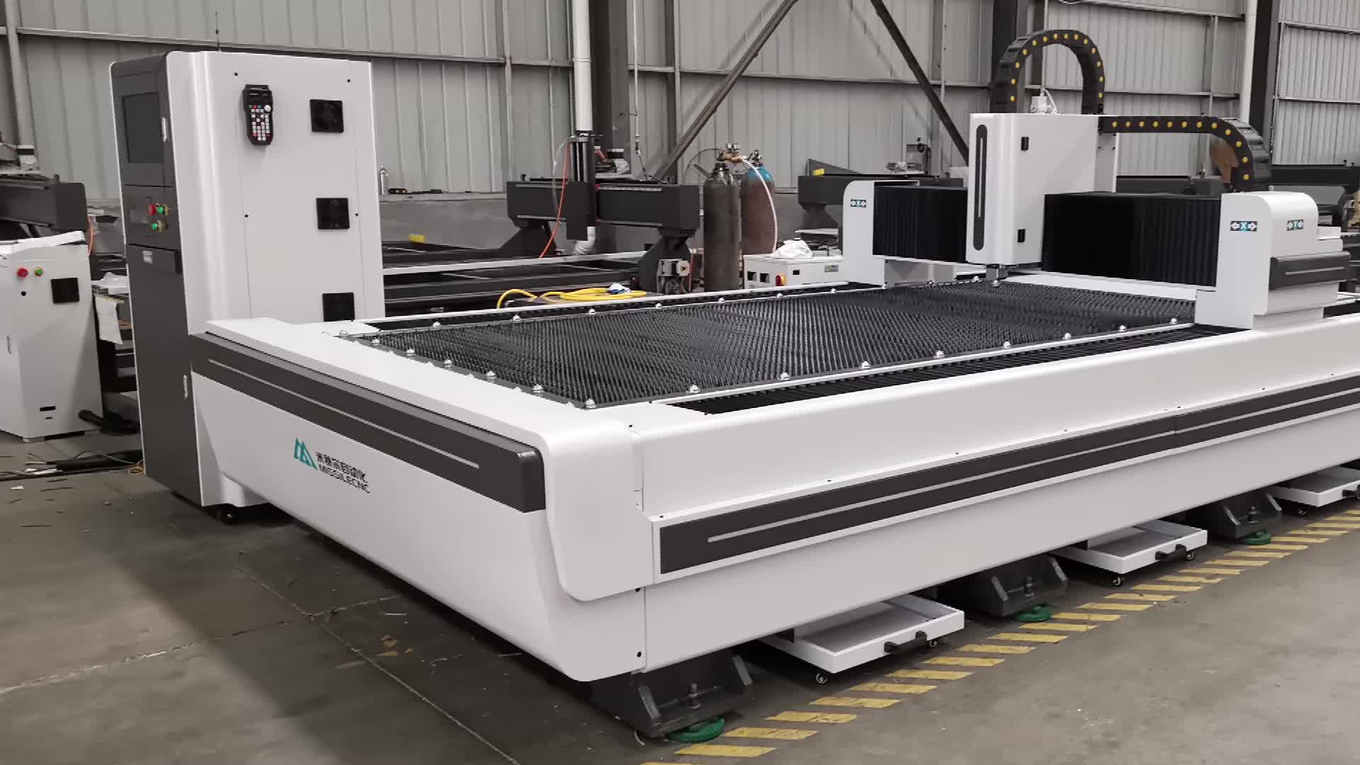 MISSILECNC - Hot sale new design 1530 fiber laser cutting machine 1000w ...