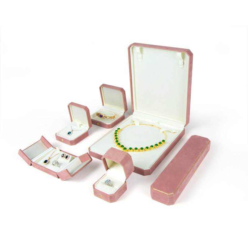Luxury Velvet Jewelry Box - Customizable & Certified