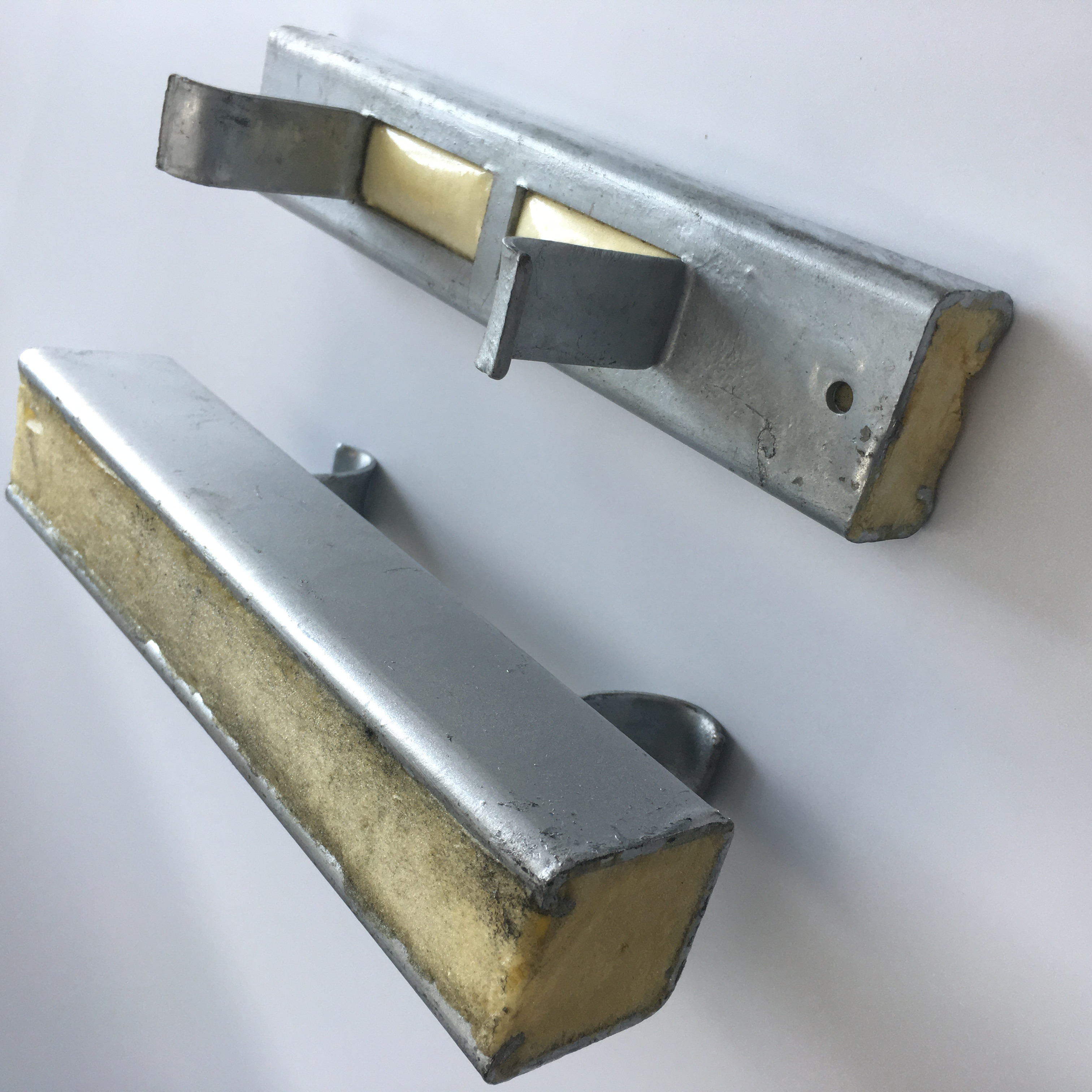 XYSTRUT - Foam Filled Unistrut Channel Concrete Insert Strut Channel