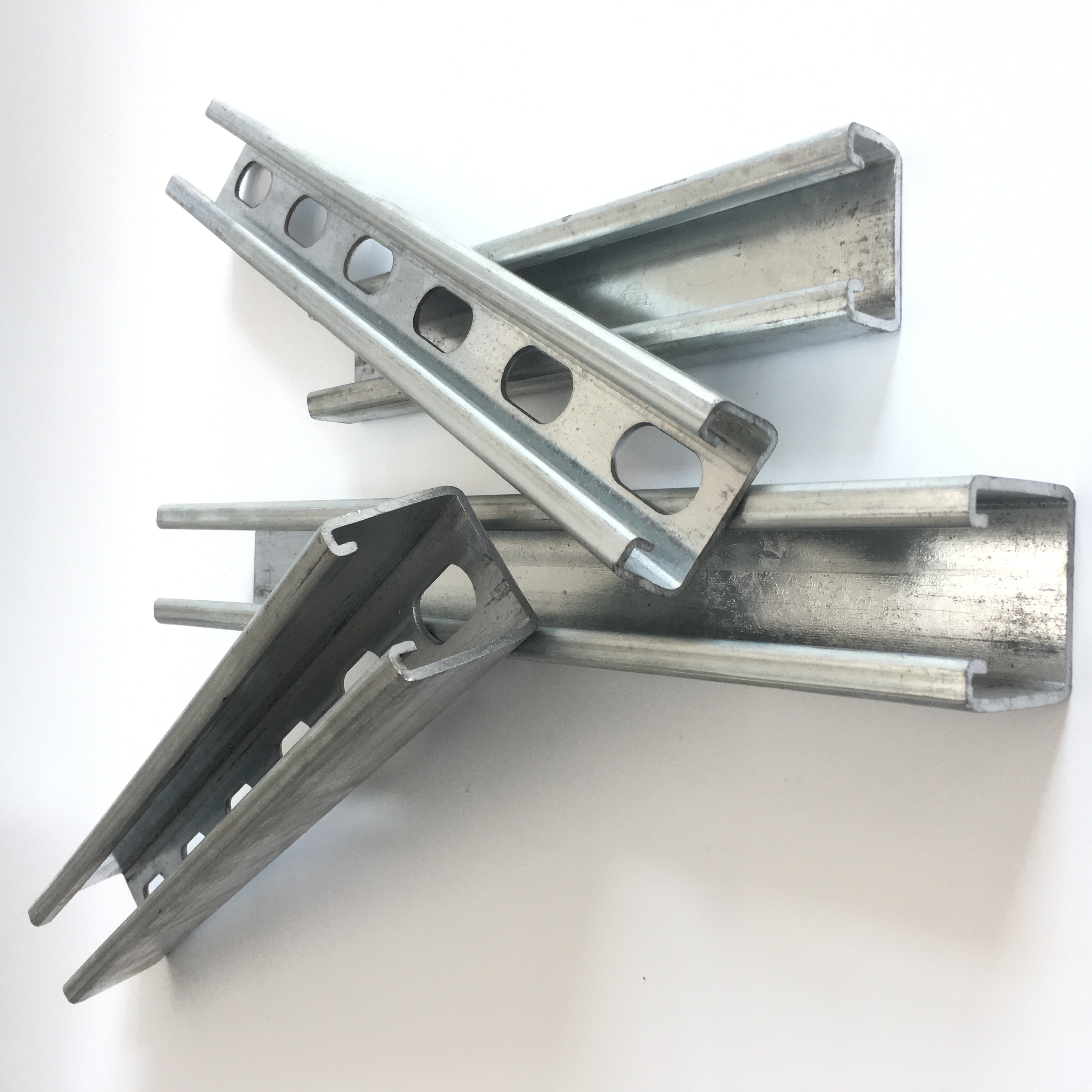 XYSTRUT - 1-5/8"x1-5/8" 12 Ga Slotted Unistrut Strut Channel Strut Channel