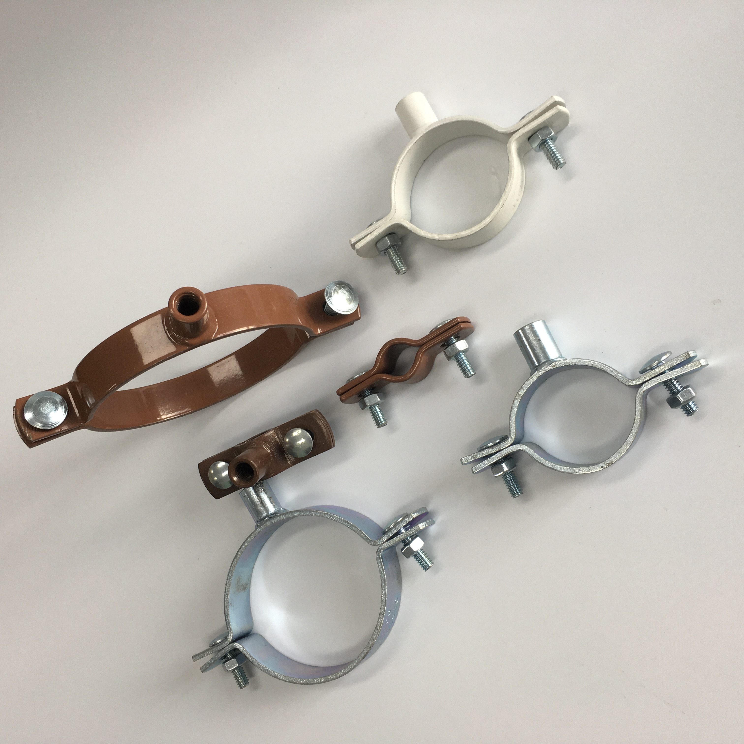 XYSTRUT - Pvc Pipe Clamps Pipe clamp