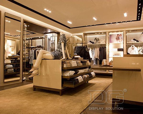 DG Showcase Custom Clothing Display Showcase Attractive Design manufacturer