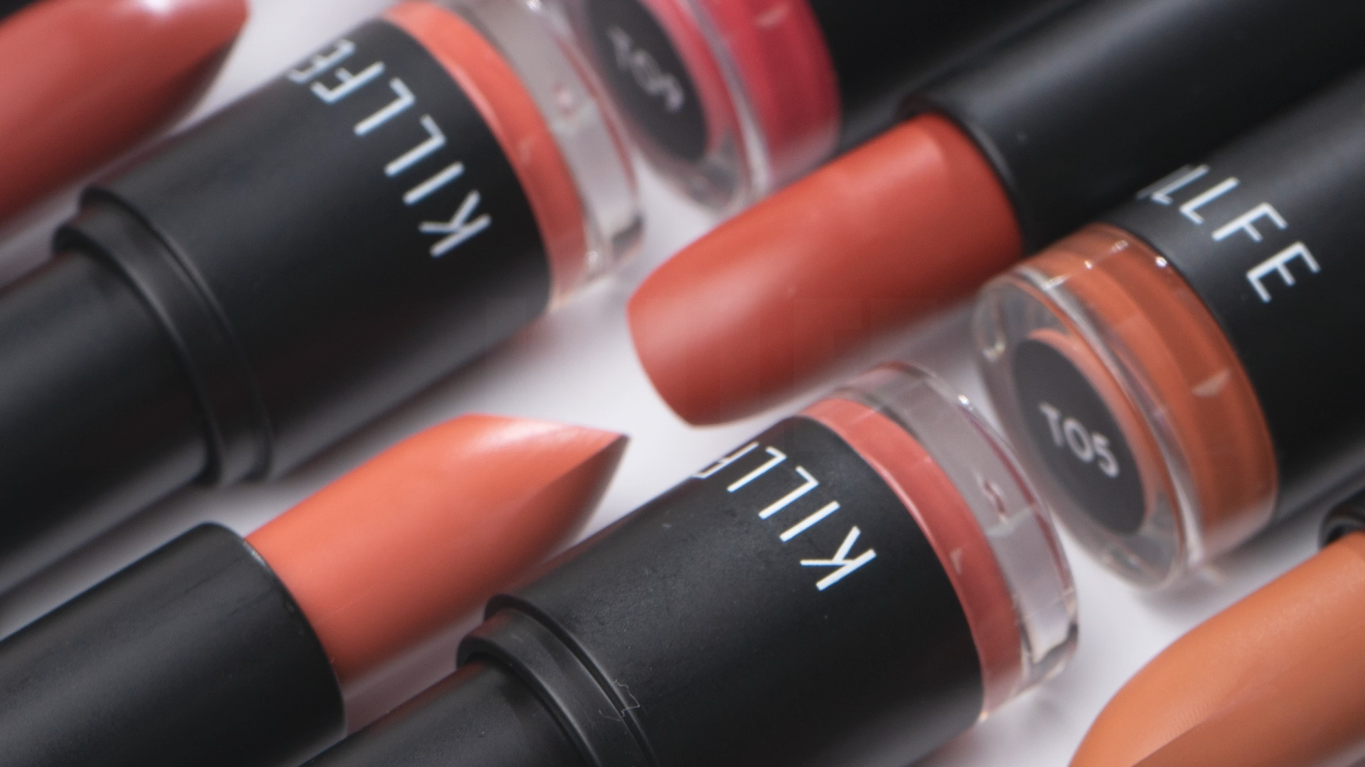 Everything You Need To Know On Selecting Lipsticks