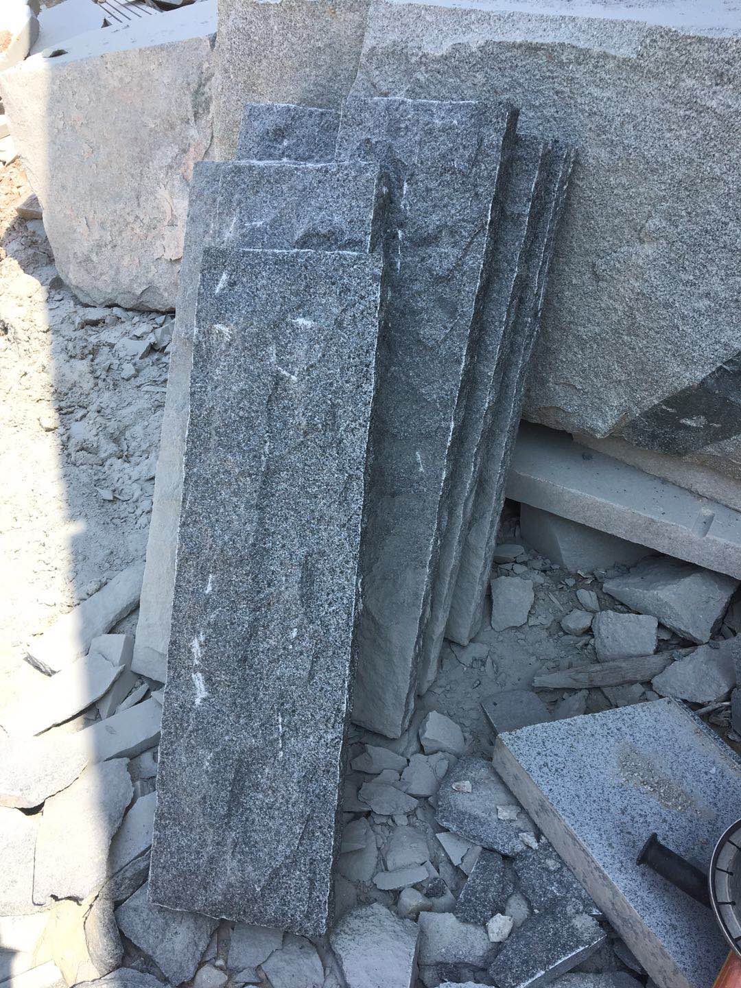 Quality Capping Stone Padang Dark Granite Split Manufacturer | First Stone